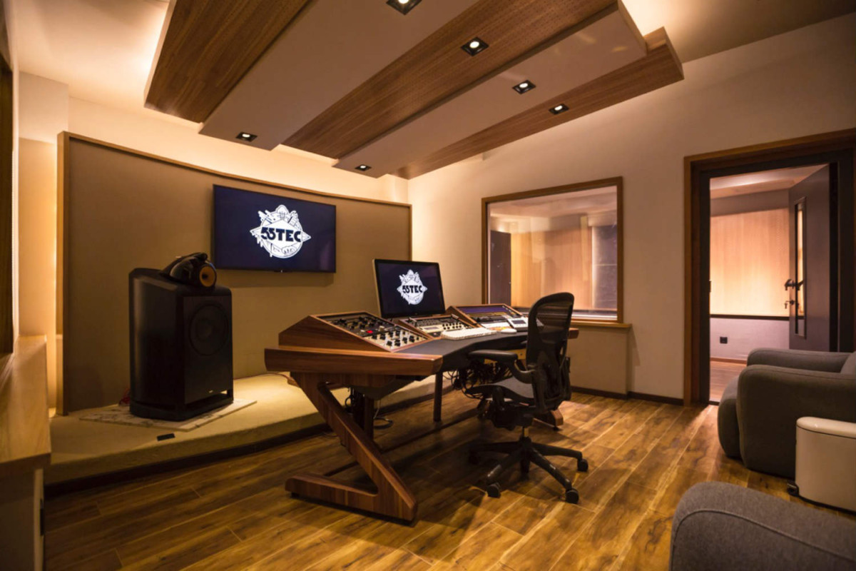 Beijing's "First World-Class Recording Studio" Opens Its Doors - WSDG